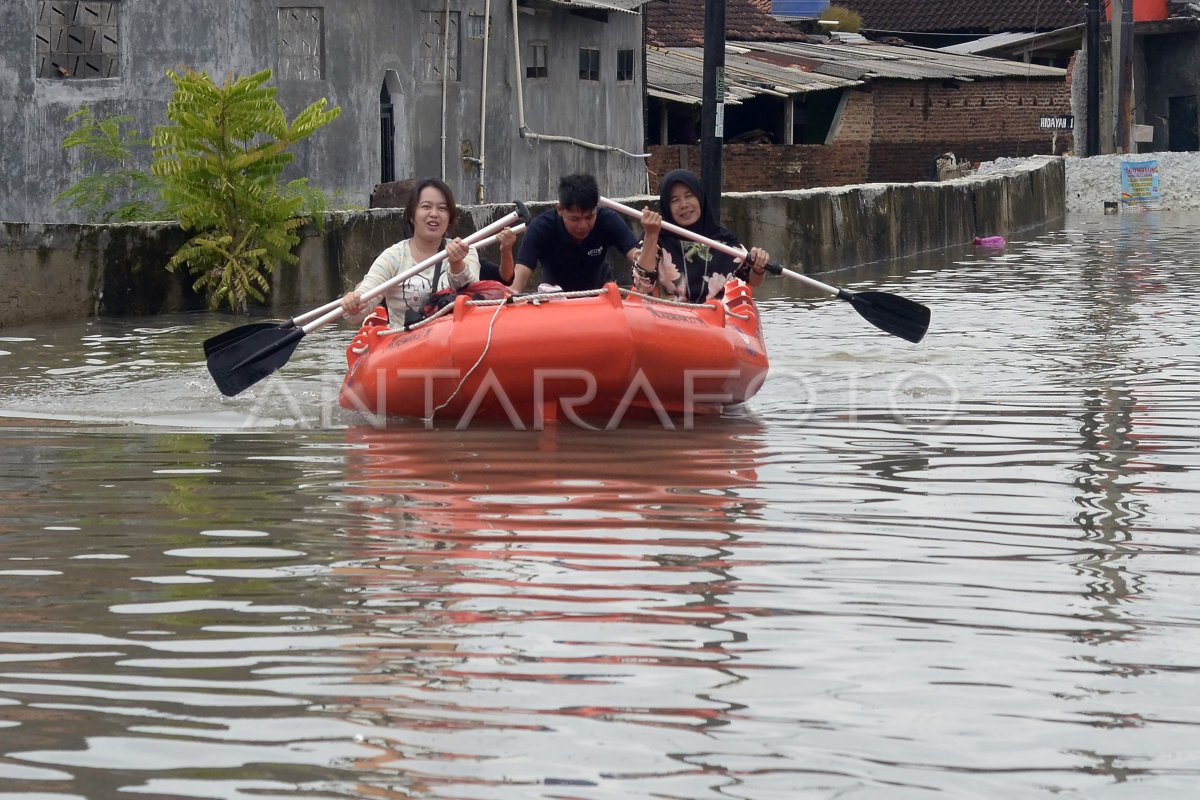 Banjir rendam ratusan rumah di Lampung | ANTARA Foto