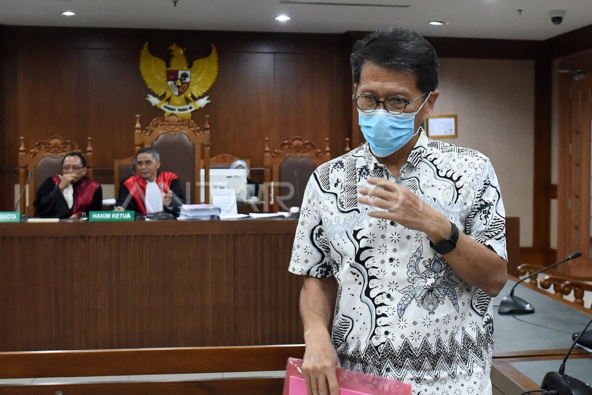 Sidang dakwaan kasus korupsi pengelolaan keuangan Indofarma | ANTARA Foto