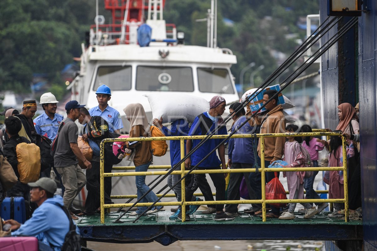 Arus balik Lebaran di Pelabuhan Samarinda | ANTARA Foto