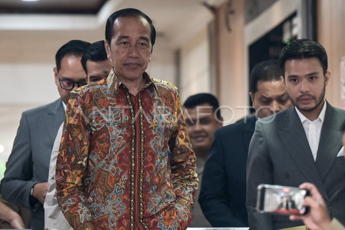 Jokowi laporkan tuduhan ijazah palsu ke Polda Metro Jaya | ANTARA Foto