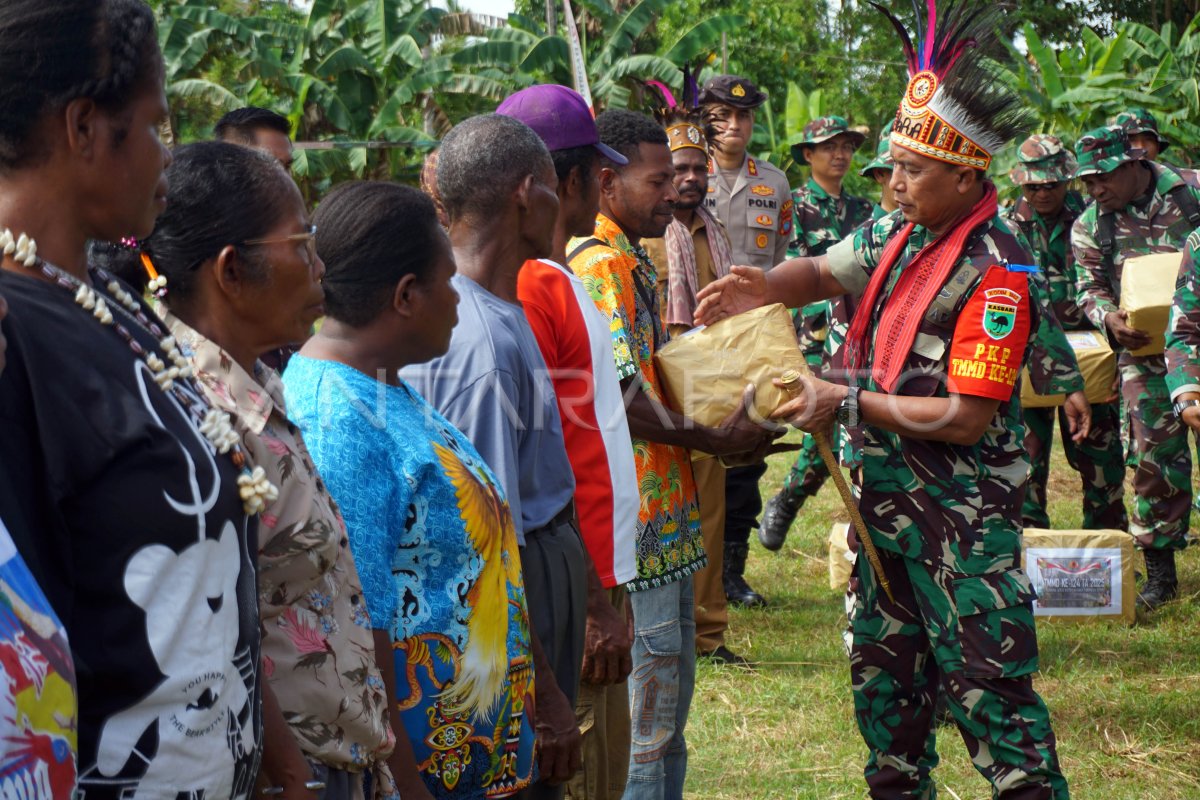 TNI Manunggal Masuk Desa di Papua Barat Daya | ANTARA Foto