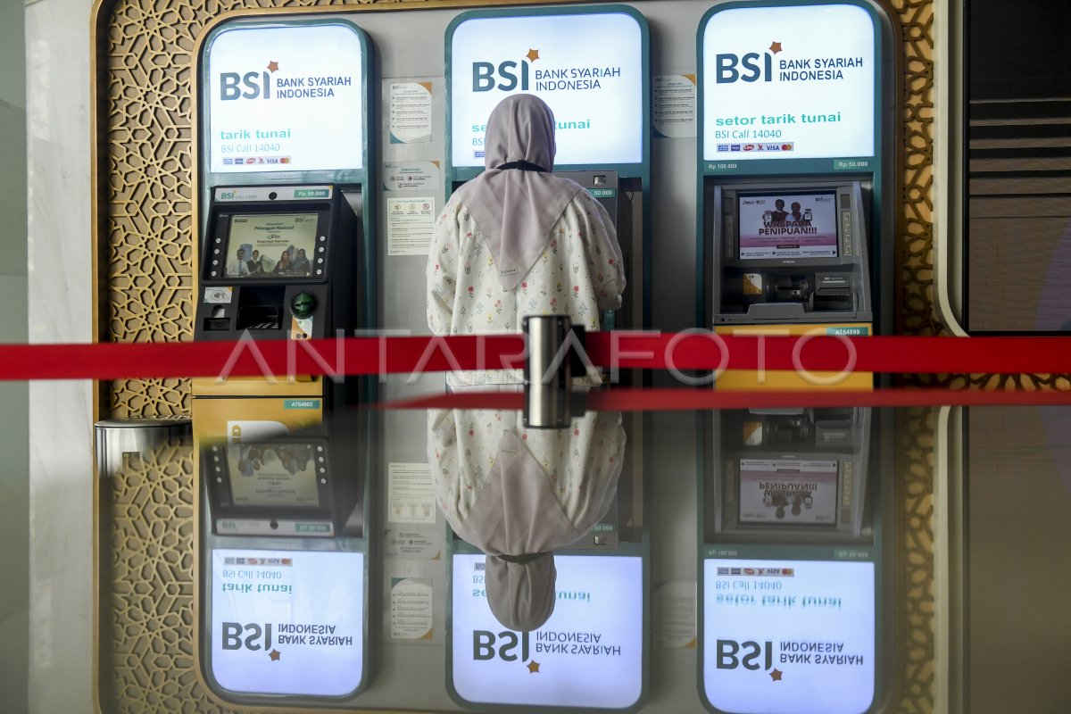 Pertumbuhan sektor perbankan syariah di Indonesia | ANTARA Foto