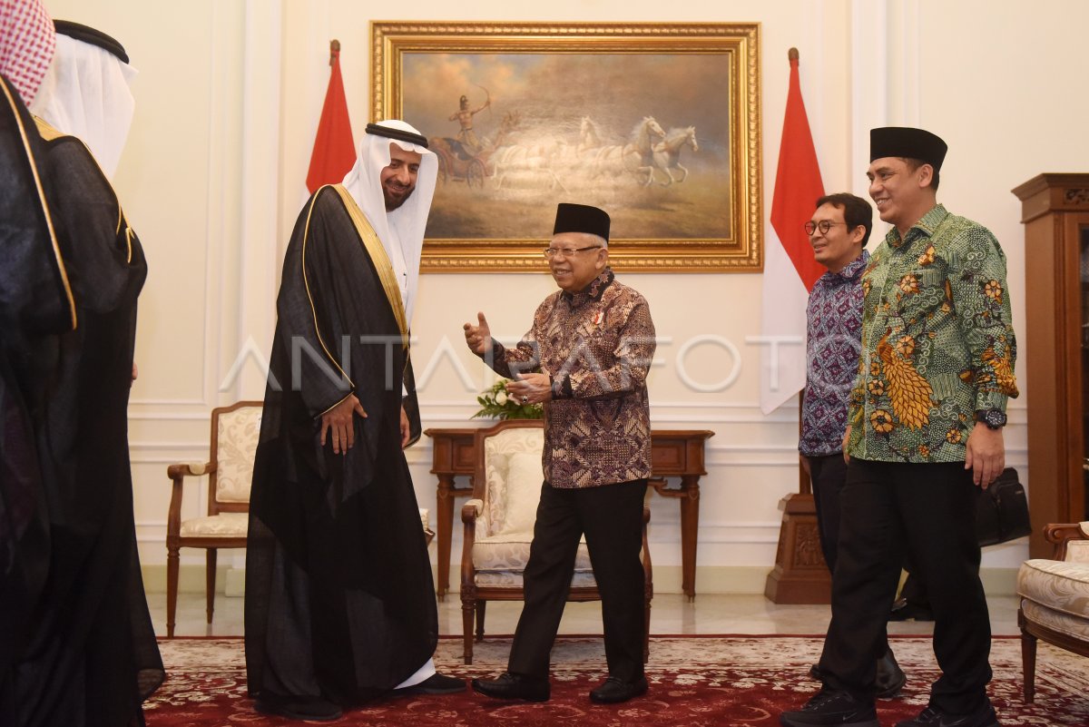 Wapres menerima menteri urusan haji dan umrah Arab Saudi | ANTARA Foto Wapres menerima menteri urusan haji dan umrah Arab Saudi | ANTARA Foto