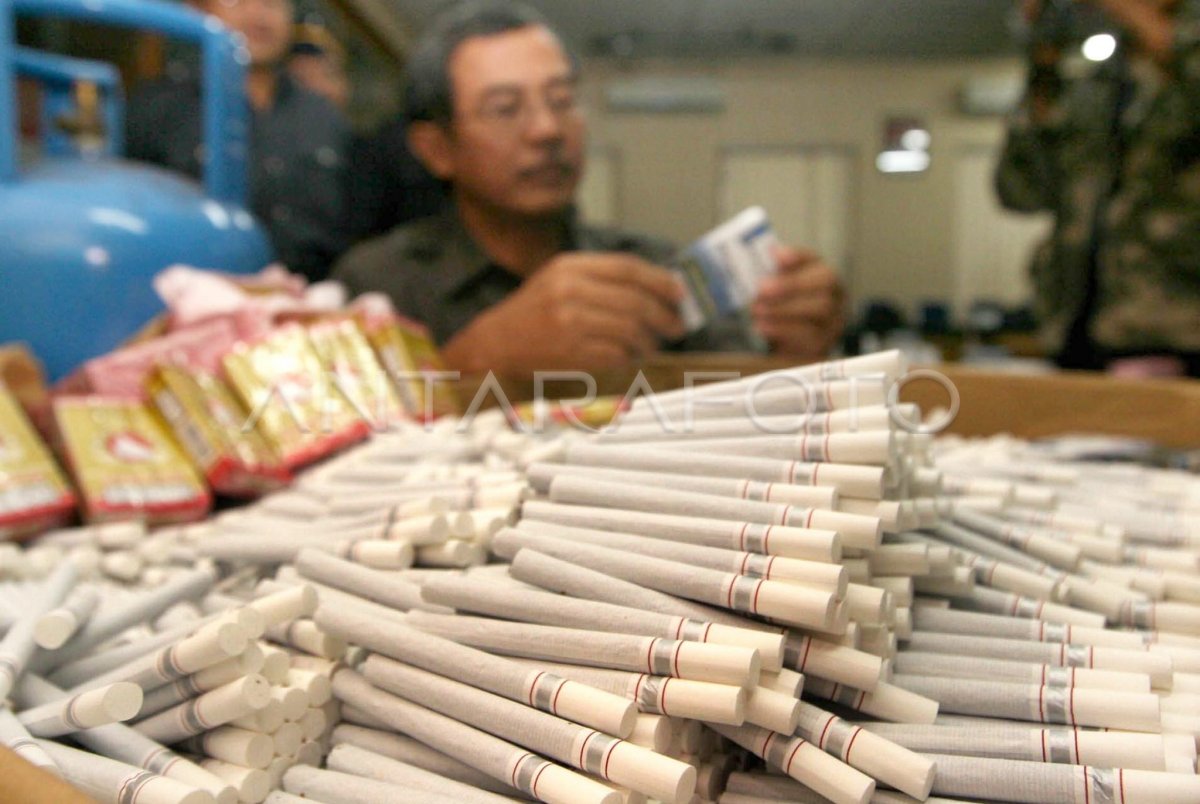 ROKOK ILEGAL | ANTARA Foto