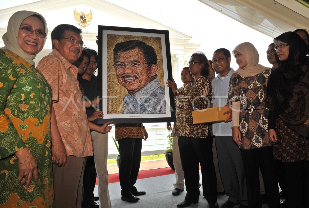 REHAT SEJENAK | ANTARA Foto REHAT SEJENAK | ANTARA Foto
