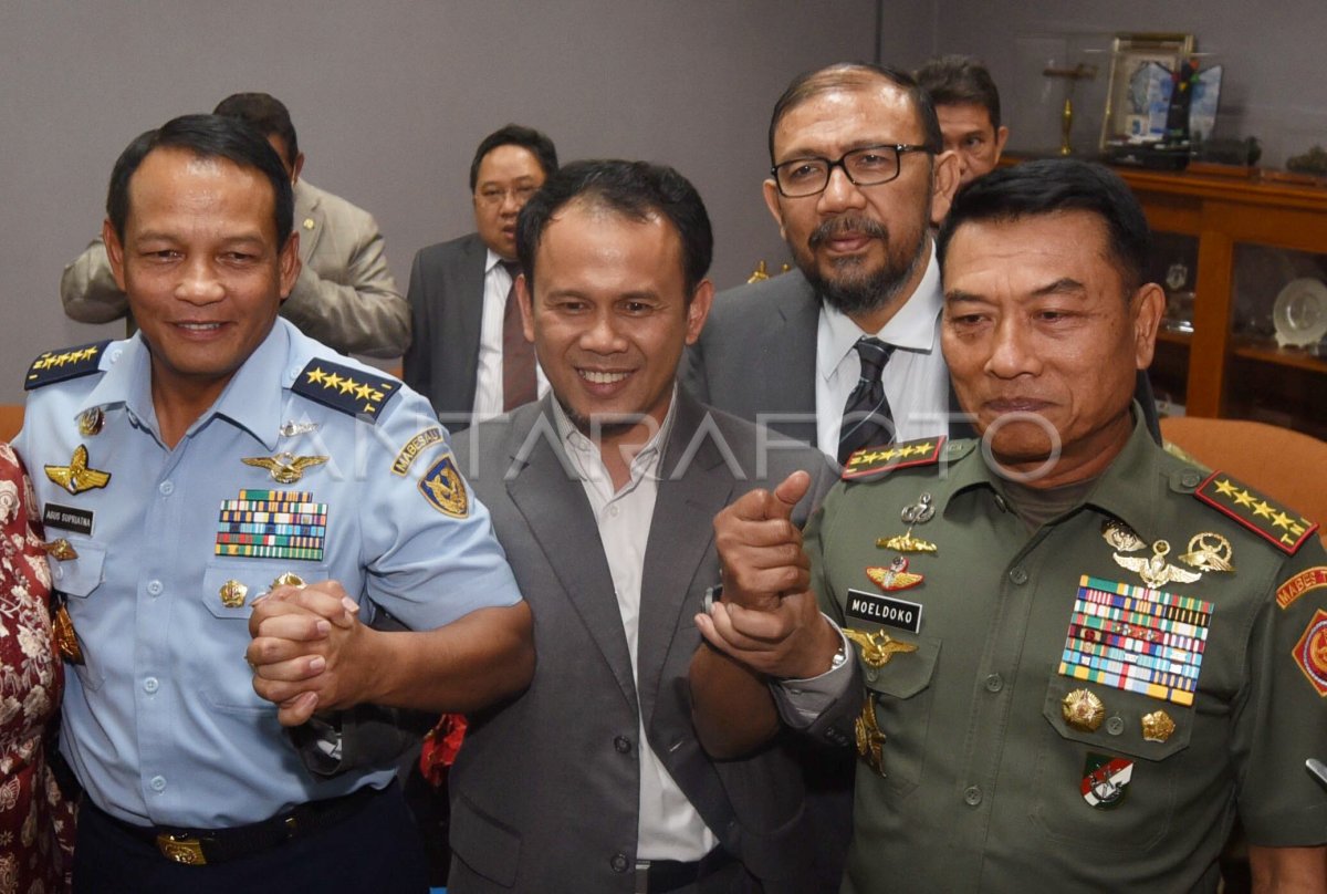 KSAU SIAP JABAT PANGLIMA TNI | ANTARA Foto KSAU SIAP JABAT PANGLIMA TNI | ANTARA Foto