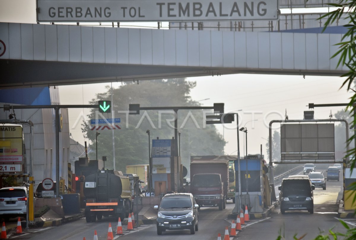 PERUBAHAN TARIF TOL DALAM KOTA SEMARANG | ANTARA Foto