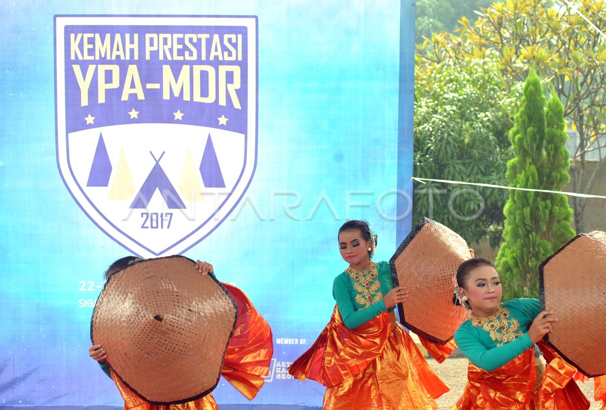 KEMAH PRESTASI YAYASAN PENDIDIKAN ASTRA | ANTARA Foto
