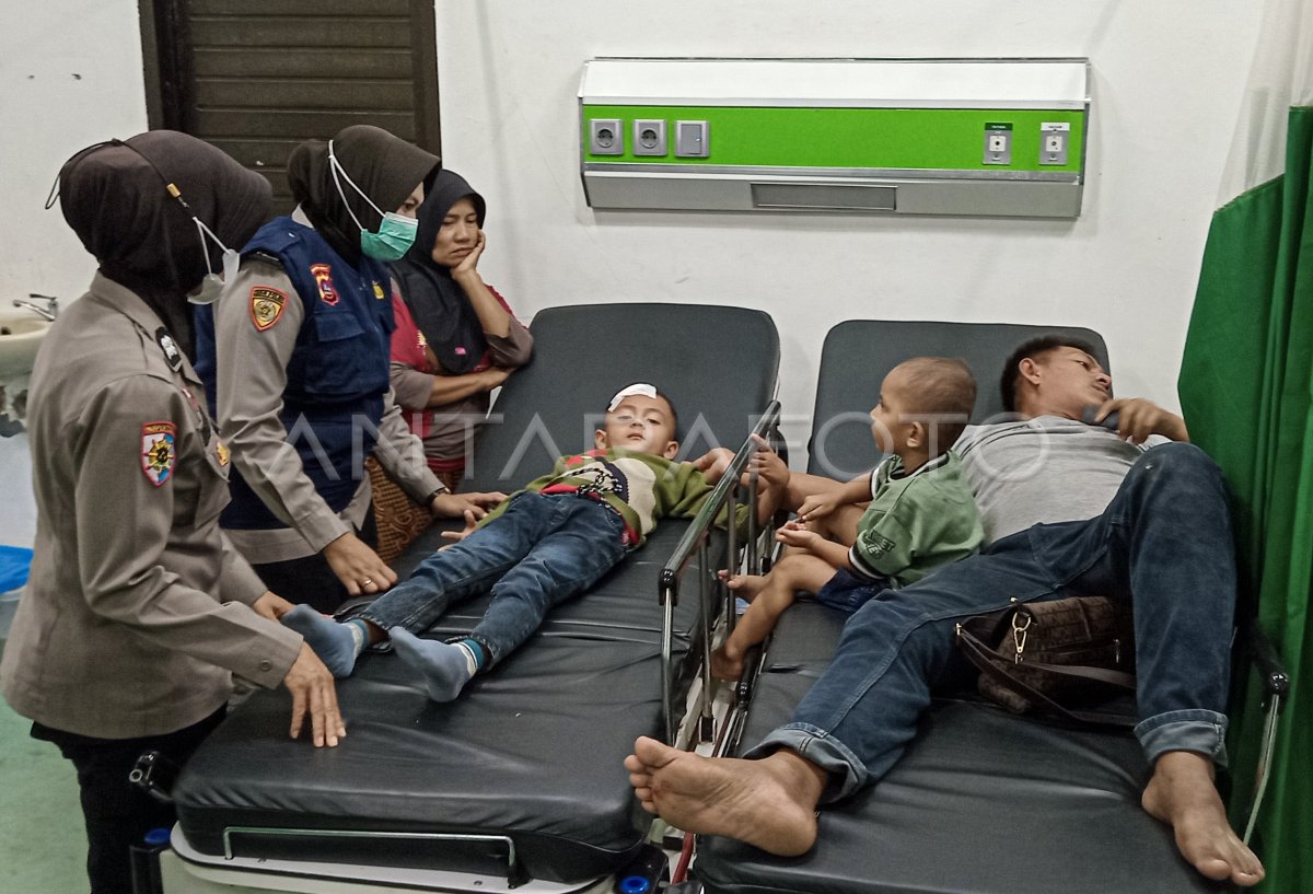 Korban selamat kecelakaan bus ALS di Padang Panjang | ANTARA Foto