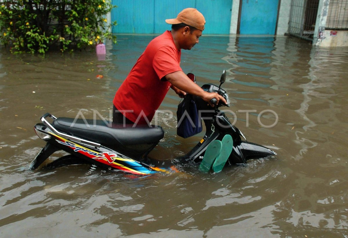 BANJIR SEMARANG | ANTARA Foto