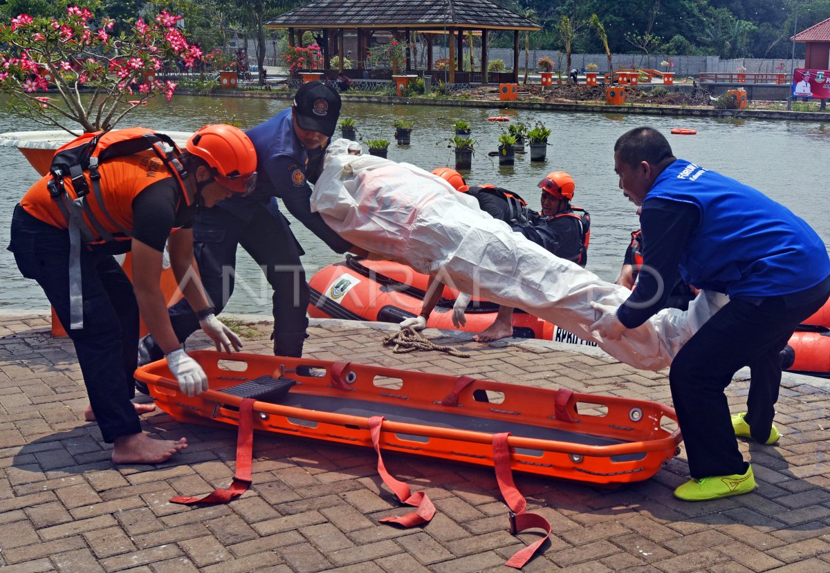 Diklat SAR siaga bencana | ANTARA Foto