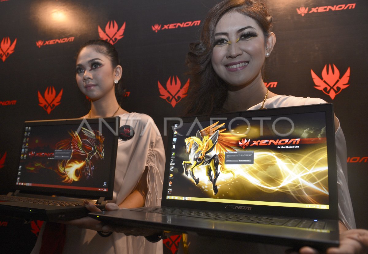 PELUNCURAN NOTEBOOK XENOM | ANTARA Foto