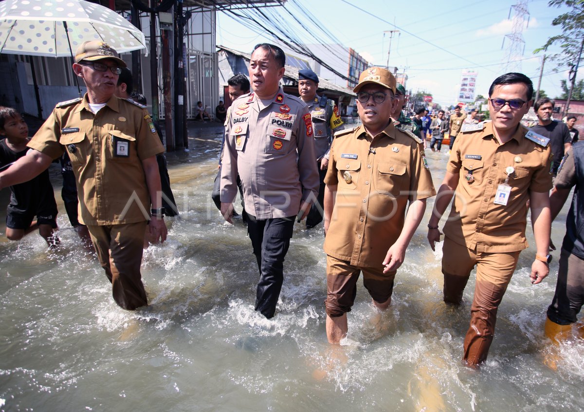 Gubernur Banten tinjau banjir di Ciledug | ANTARA Foto