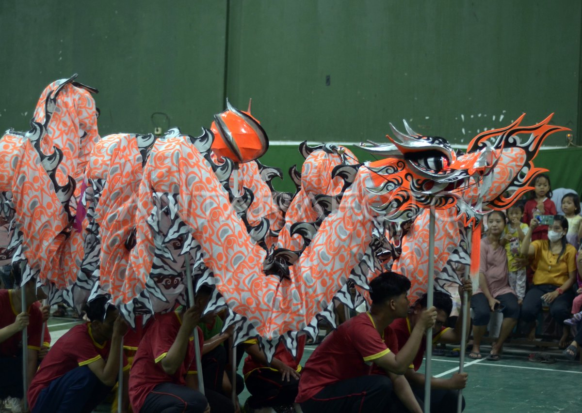 Latihan Barongsai jelang Imlek di Lampung | ANTARA Foto Latihan Barongsai jelang Imlek di Lampung | ANTARA Foto