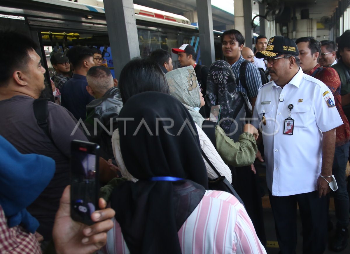 Peluncuran rute baru TransJakarta Lebak Bulus-Sawangan | ANTARA Foto