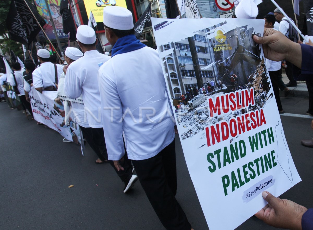 Aksi bela Palestina di Surabaya | ANTARA Foto