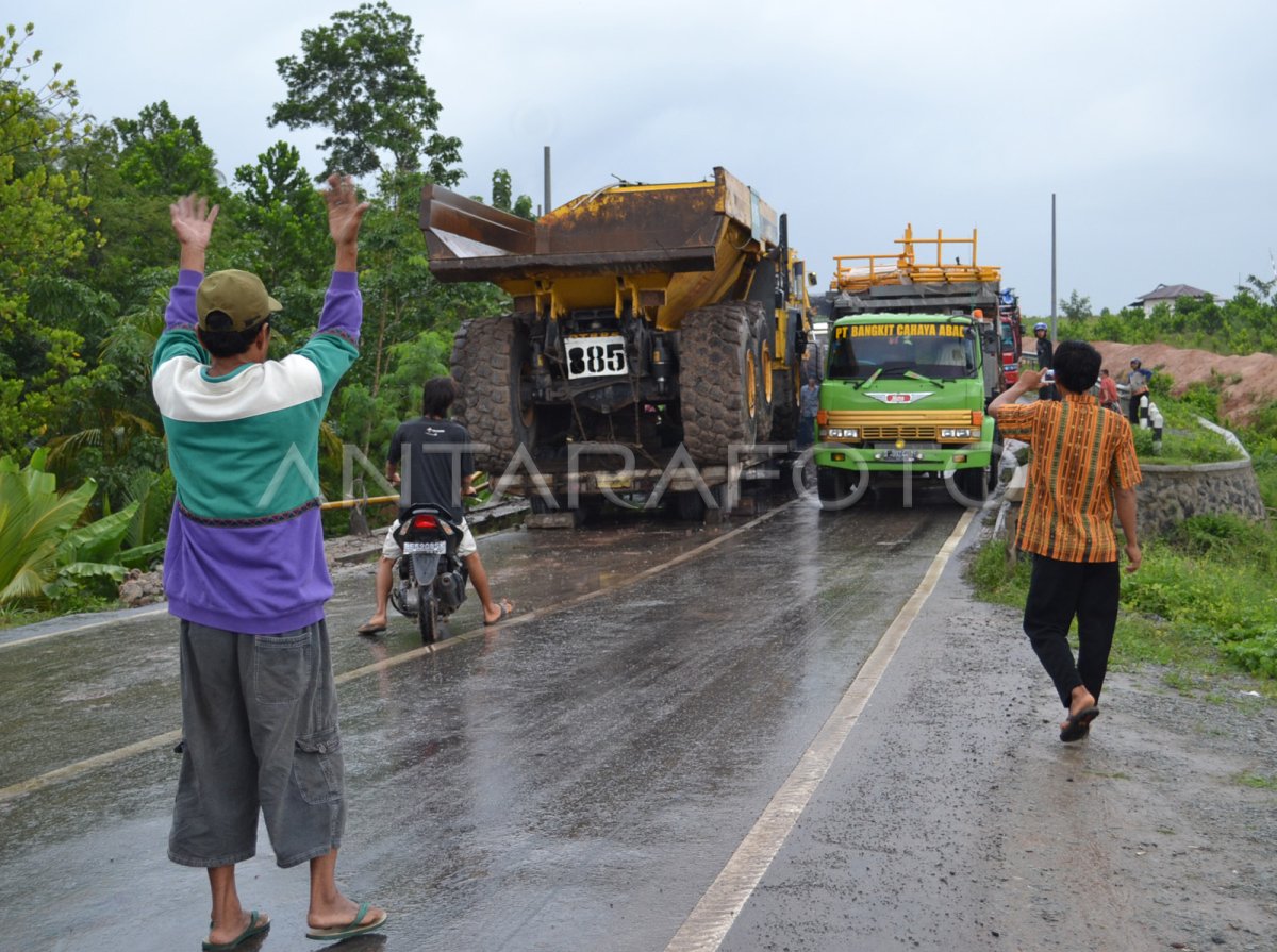 JALINSUM MACET. | ANTARA Foto