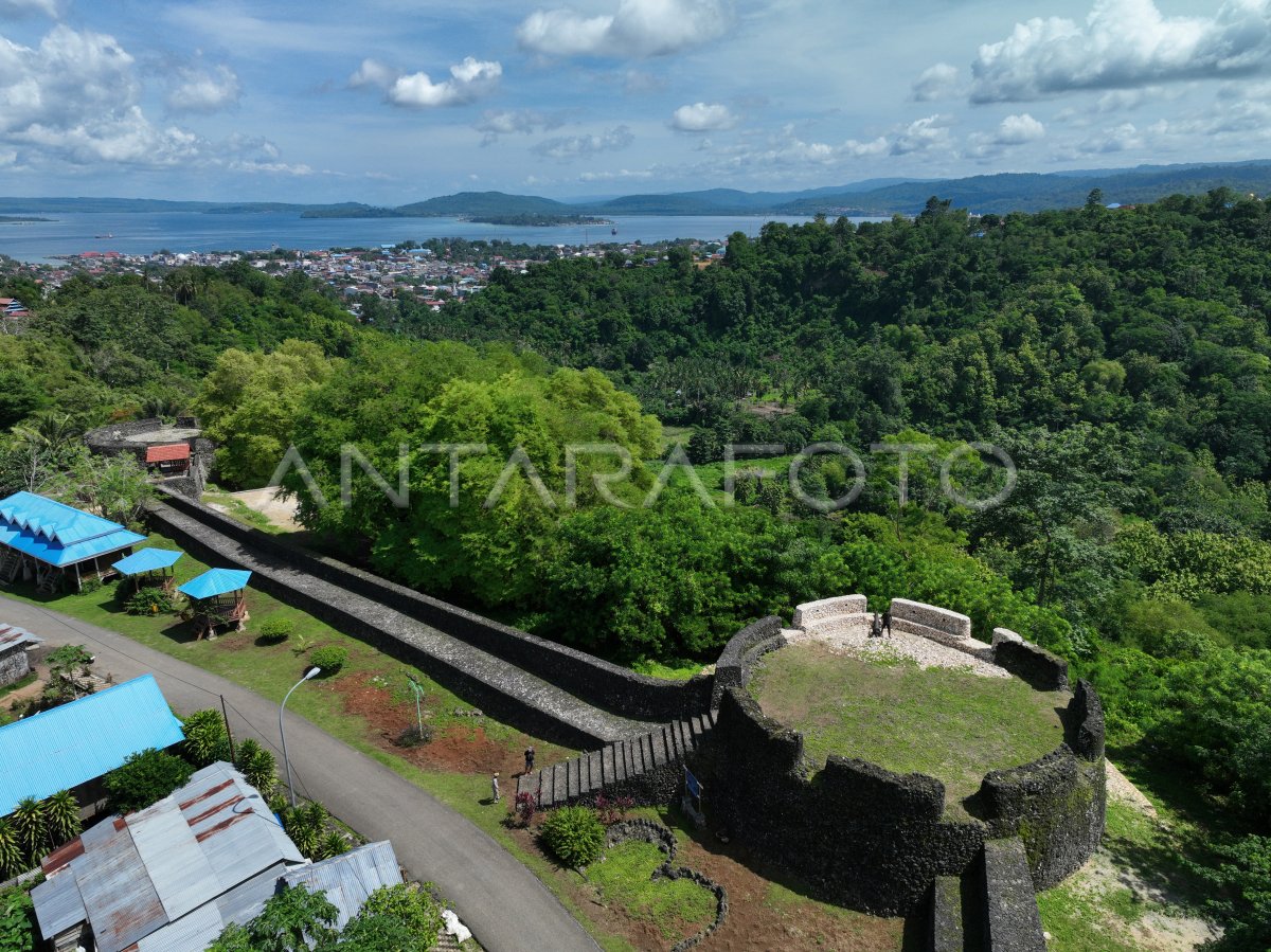 Woolio Keraton Tile | ANTARA Foto