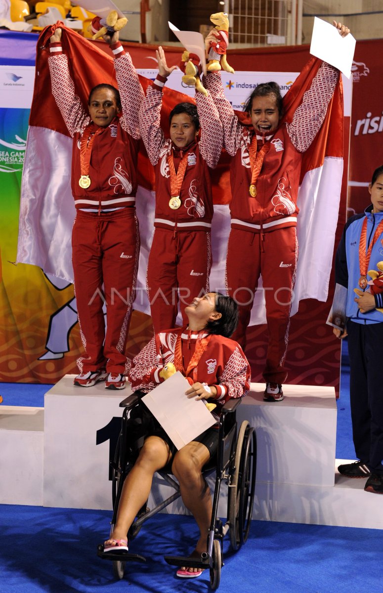 EMAS KUMITE BEREGU | ANTARA Foto EMAS KUMITE BEREGU | ANTARA Foto