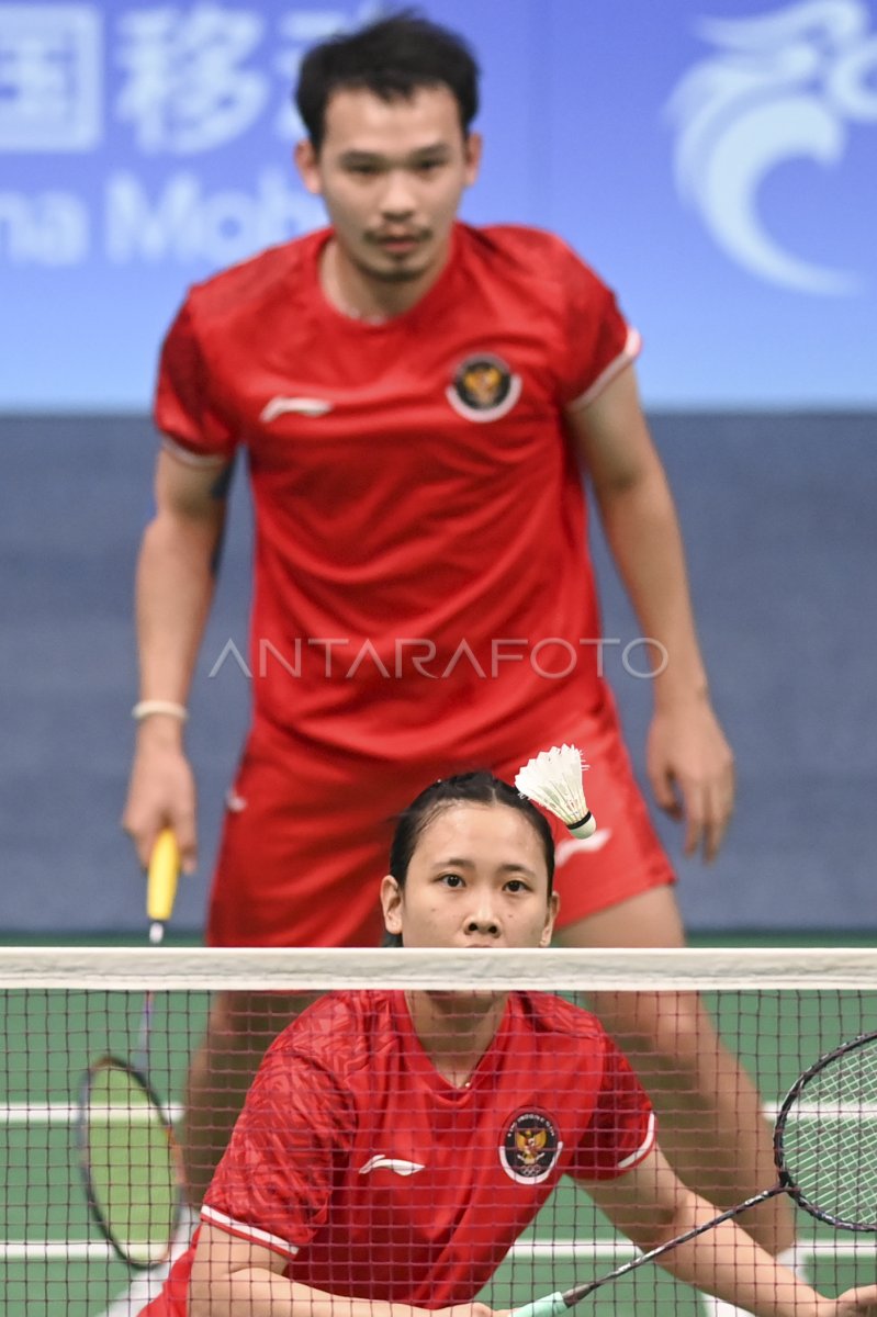 Rinov-Pitha lolos ke 16 besar | ANTARA Foto