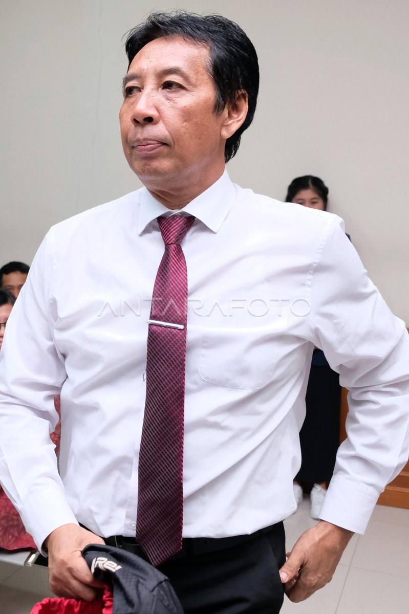 Sidang tuntutan mantan Rektor Unud | ANTARA Foto Sidang tuntutan mantan Rektor Unud | ANTARA Foto