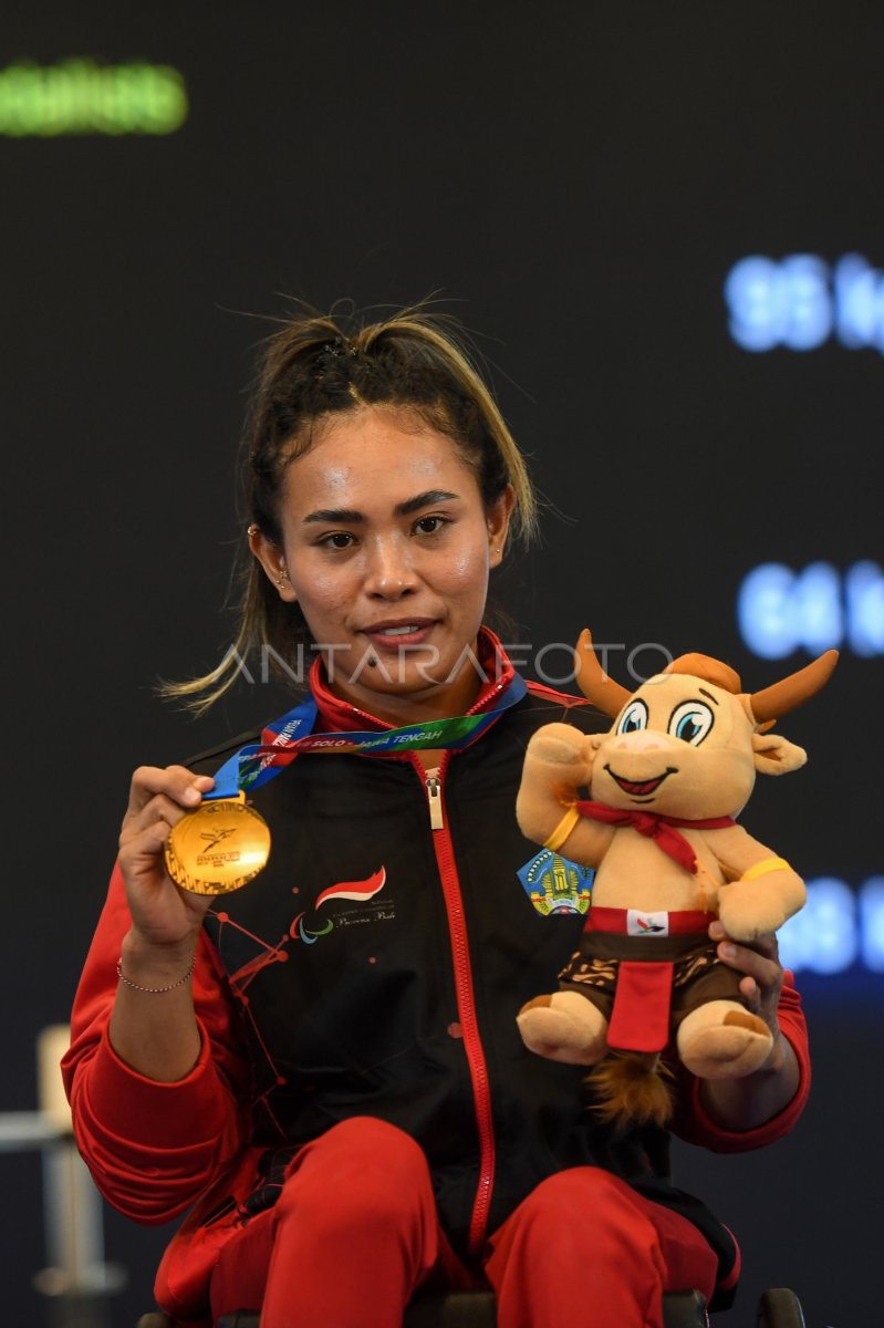 Peparnas 2024: Ni Nengah Widiasih raih emas para-angkat berat | ANTARA Foto