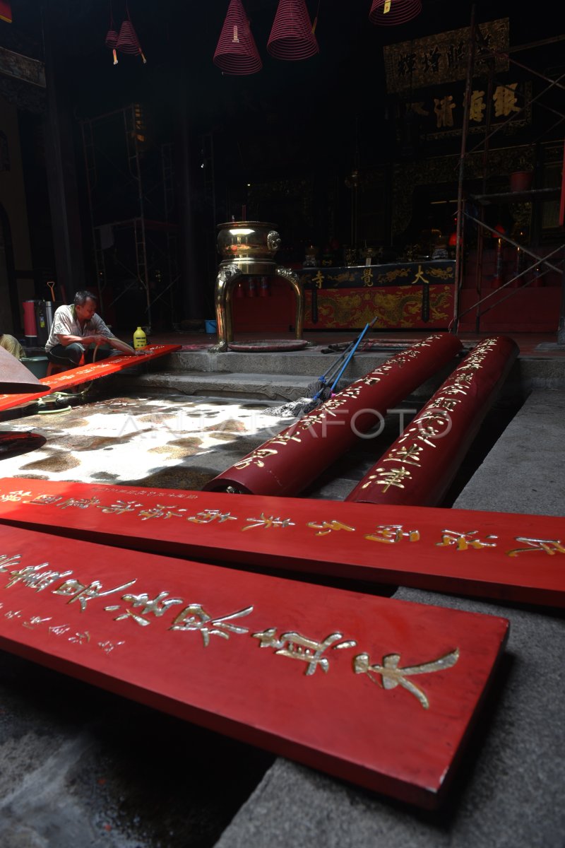 KLENTENG TAY KAK SIE MENYAMBUT IMLEK | ANTARA Foto