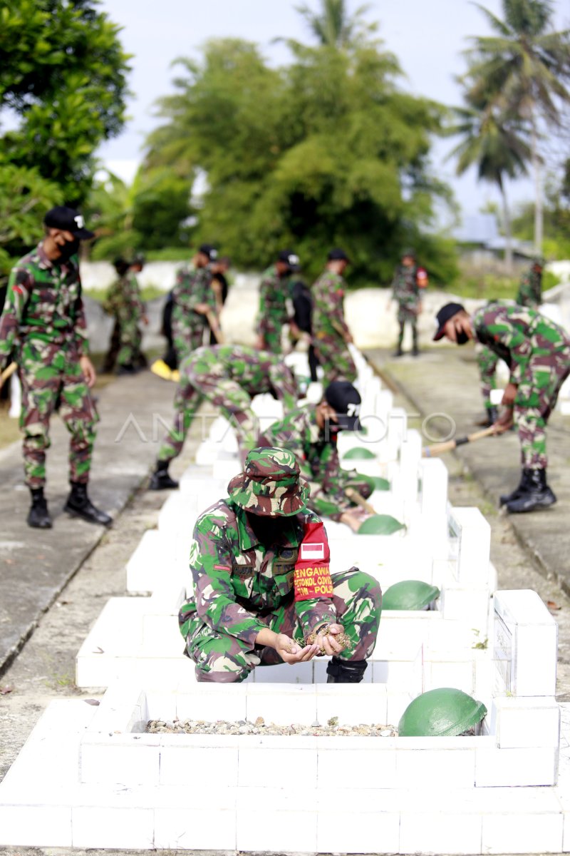 KARYA BAKTI TNI DI TMP | ANTARA Foto