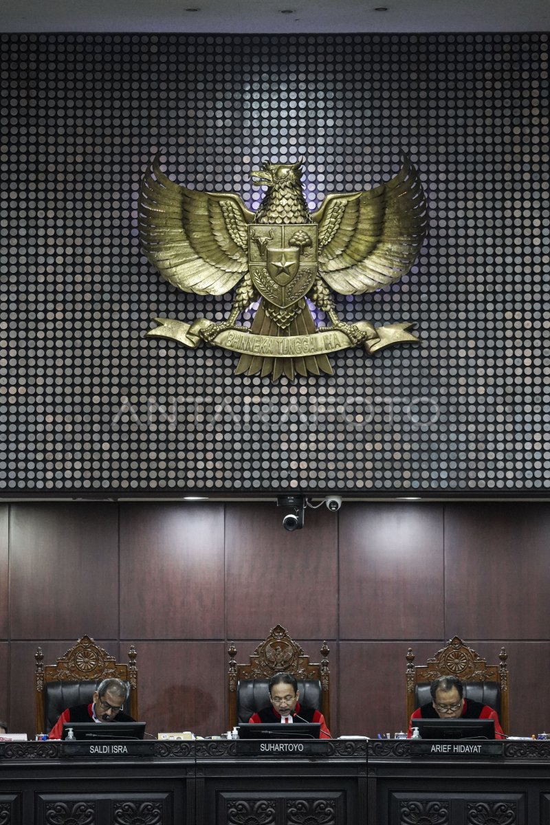 Sidang putusan dismissal 52 Perkara PHPU Pileg | ANTARA Foto Sidang putusan dismissal 52 Perkara PHPU Pileg | ANTARA Foto