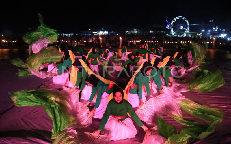 FESTIVAL RAMADHAN MA PARADA DI TERNATE | ANTARA Foto FESTIVAL RAMADHAN MA PARADA DI TERNATE | ANTARA Foto