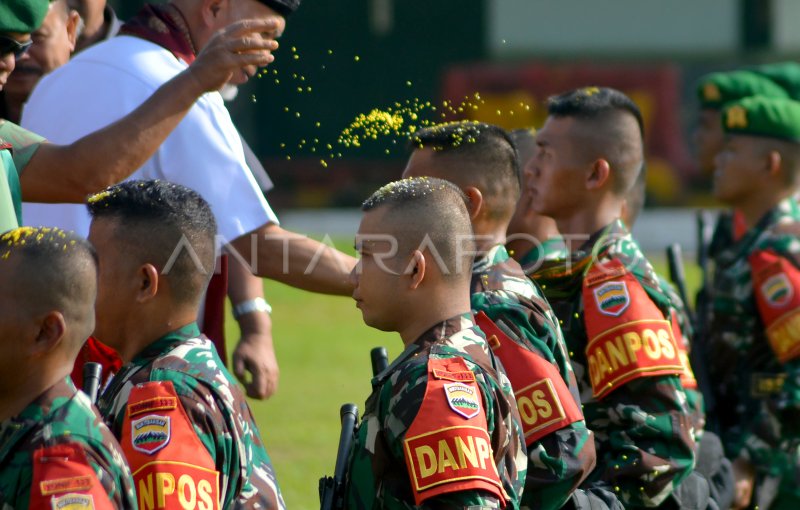 PEMBERANGKATAN SATGAS PAMTAS RI-PNG | ANTARA Foto