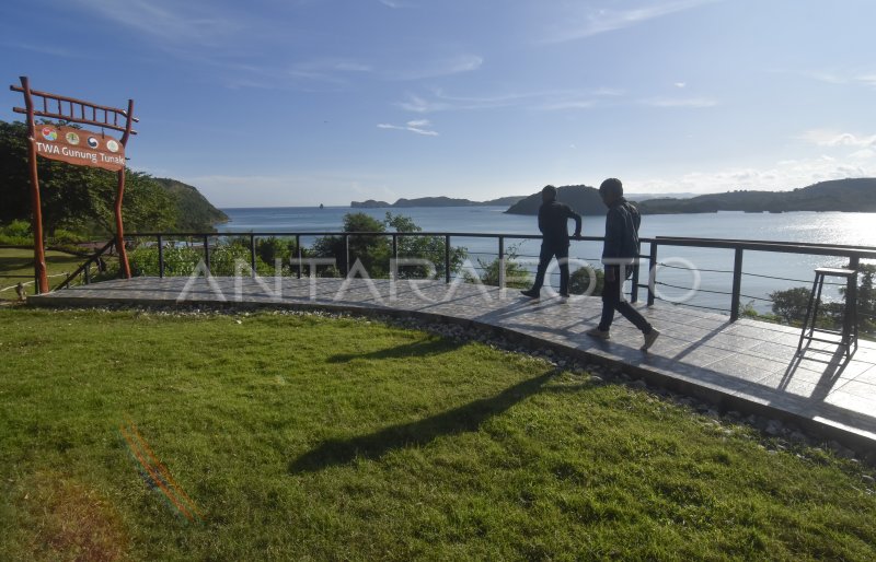 TAMAN WISATA ALAM GUNUNG TUNAK DI LOMBOK | ANTARA Foto TAMAN WISATA ALAM GUNUNG TUNAK DI LOMBOK | ANTARA Foto