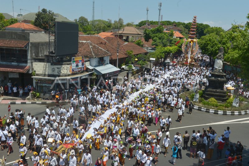 UPACARA NGABEN KERAJAAN DENPASAR | ANTARA Foto