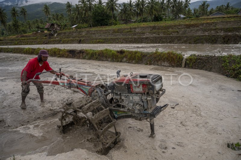 ALSINTAN BERSERTIFIKAT TKDN | ANTARA Foto ALSINTAN BERSERTIFIKAT TKDN | ANTARA Foto