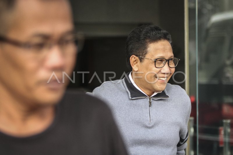 PEMERIKSAAN ABDUL HALIM ISKANDAR | ANTARA Foto