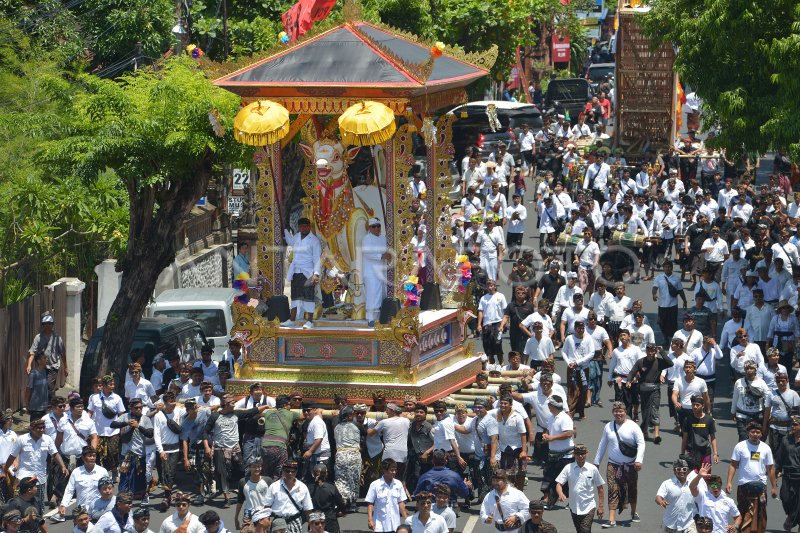 UPACARA NGABEN KERAJAAN DENPASAR | ANTARA Foto