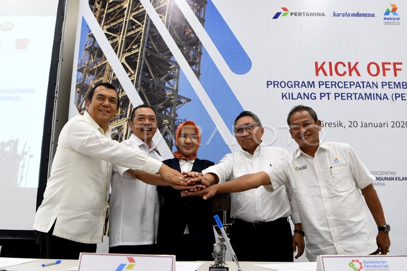 PERCEPATAN PEMBANGUNAN KILANG PERTAMINA | ANTARA Foto PERCEPATAN PEMBANGUNAN KILANG PERTAMINA | ANTARA Foto