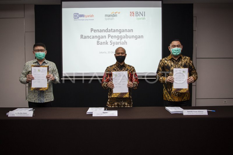 RANCANGAN PENGGABUNGAN BANK SYARIAH MILIK NEGARA | ANTARA Foto