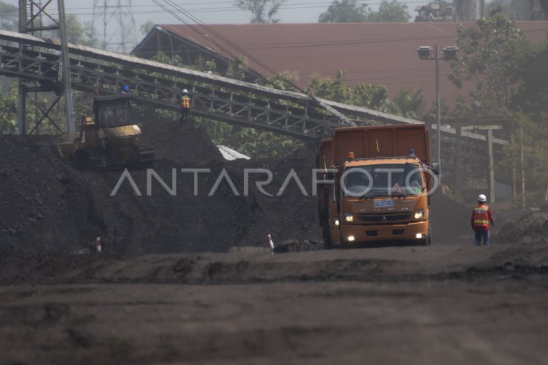 TARGET PRODUKSI BATUBARA PTBA HINGGA AKHIR TAHUN 2021 | ANTARA Foto