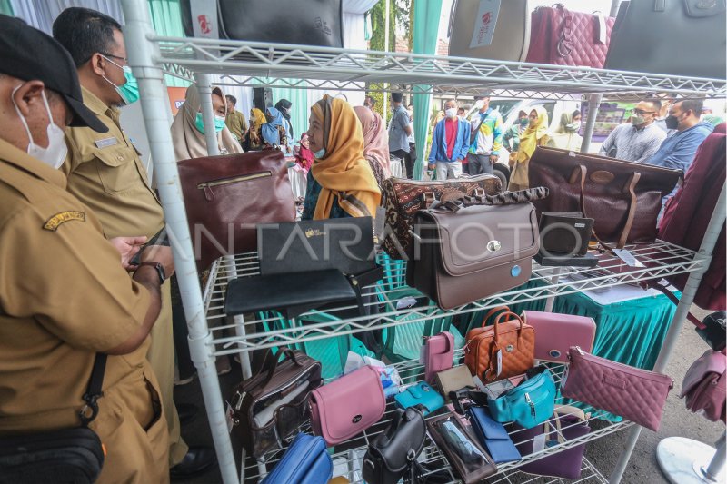 BAZAR RAMADHAN PRODUK UMKM | ANTARA Foto