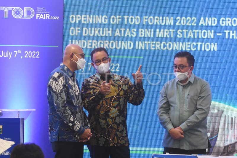 INTERKONEKSI THAMRIN NINE-UOB DENGAN STASIUN MRT DUKUH ATAS | ANTARA Foto