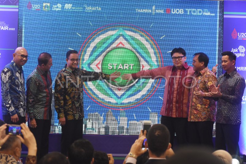 INTERKONEKSI THAMRIN NINE-UOB DENGAN STASIUN MRT DUKUH ATAS | ANTARA Foto