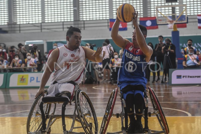 BASKET KURSI RODA INDONESIA MELAWAN FILIPINA | ANTARA Foto