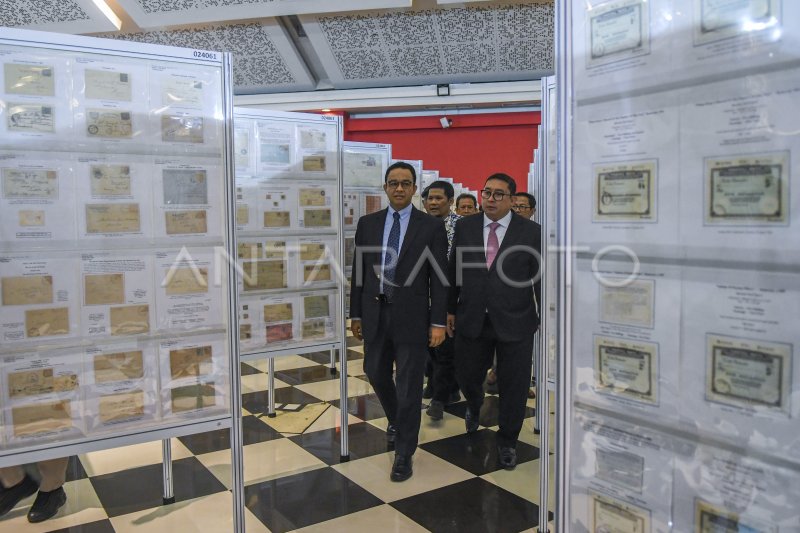 PAMERAN FILATELI TINGKAT DUNIA | ANTARA Foto PAMERAN FILATELI TINGKAT DUNIA | ANTARA Foto