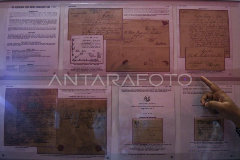 PAMERAN FILATELI TINGKAT DUNIA | ANTARA Foto PAMERAN FILATELI TINGKAT DUNIA | ANTARA Foto