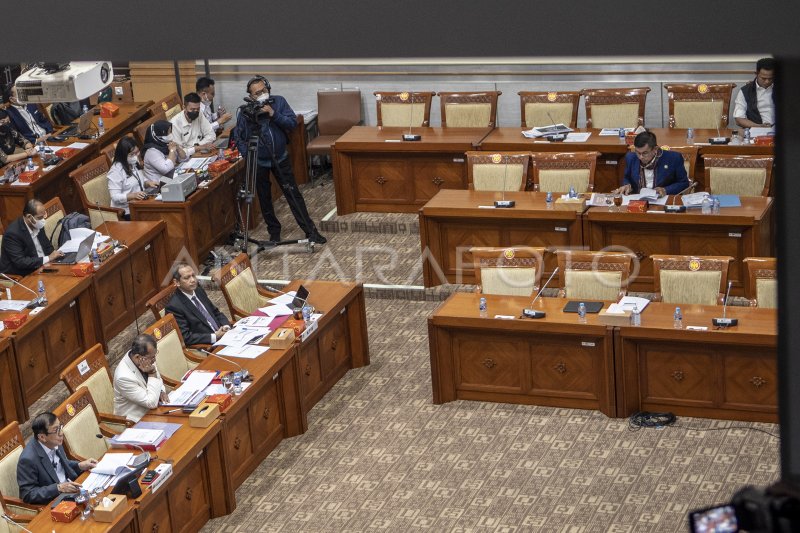 Raker Anggaran Lkpp Apbn Ta 2021 Dan Lhp Bpk 2021 Antara Foto