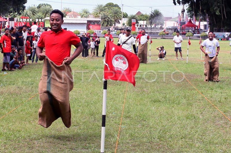 LOMBA OLAHRAGA TRADISIONAL | ANTARA Foto