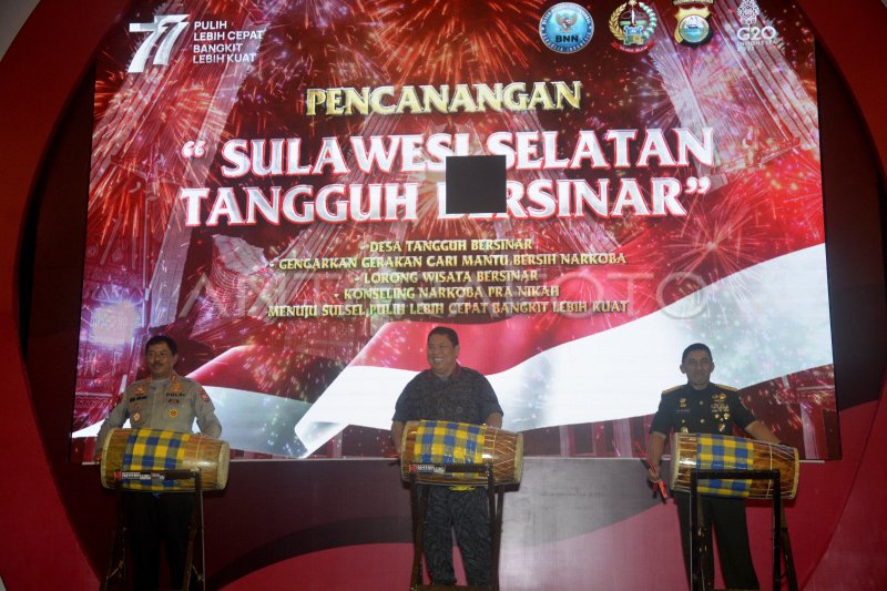 PENCANANGAN DESA TANGGUH BERSIH NARKOBA | ANTARA Foto