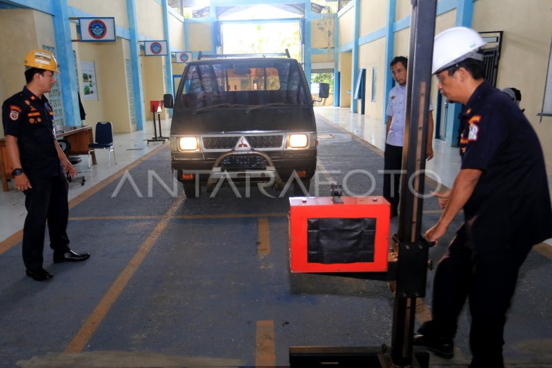 PELAYANAN UJI KIR KENDARAAN DI ACEH BARAT | ANTARA Foto