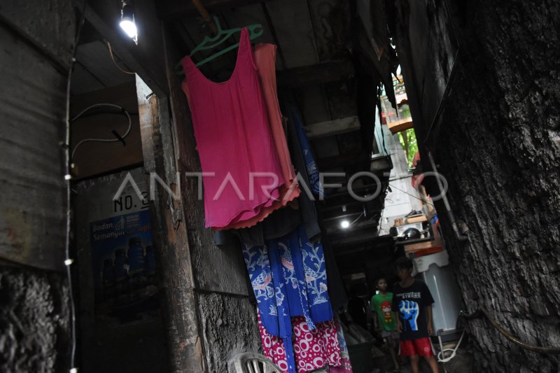 CAPAIAN PENURUNAN ANGKA KEMISKINAN NASIONAL | ANTARA Foto